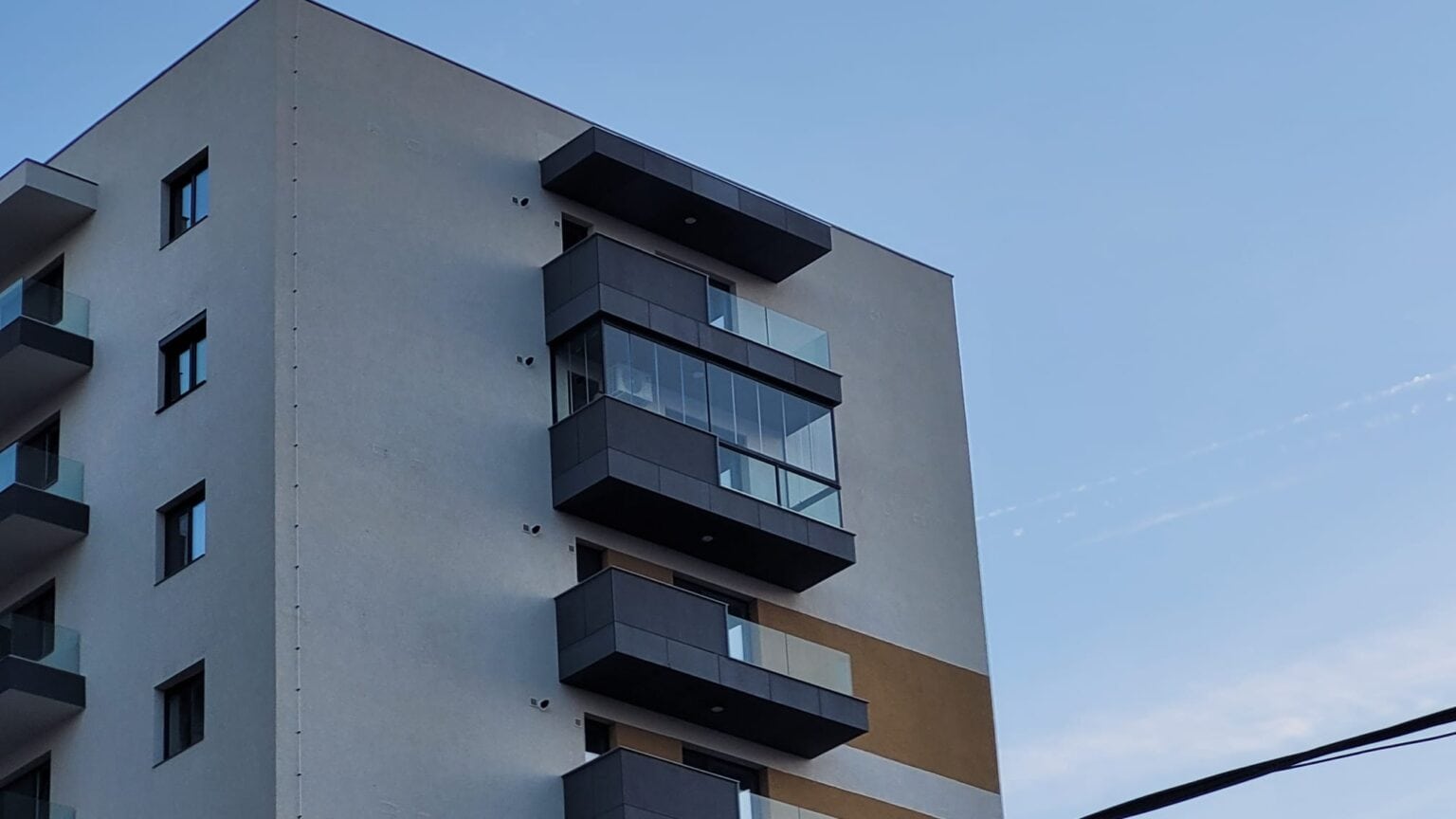 Inchidere Balcon Cu Geamuri Glisante – 6 Avantaje